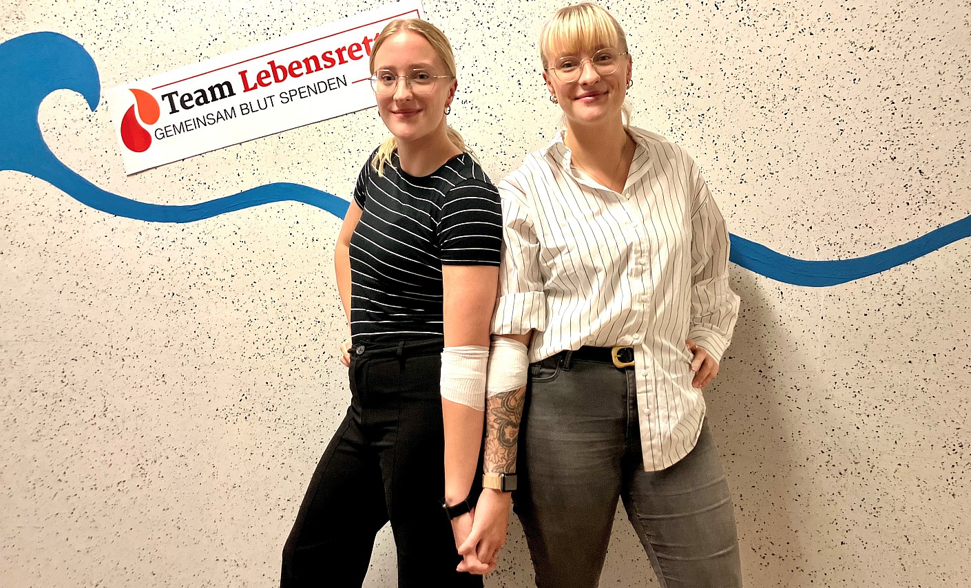 Zwillingsschwestern wollen als Team Lebensretter Erstspender motivieren | DRK Blutspende-Magazin